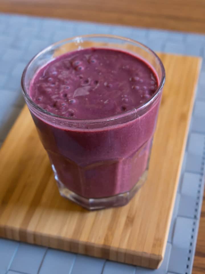 Very Berry Smoothie (with Kale) - DadCooksDinner